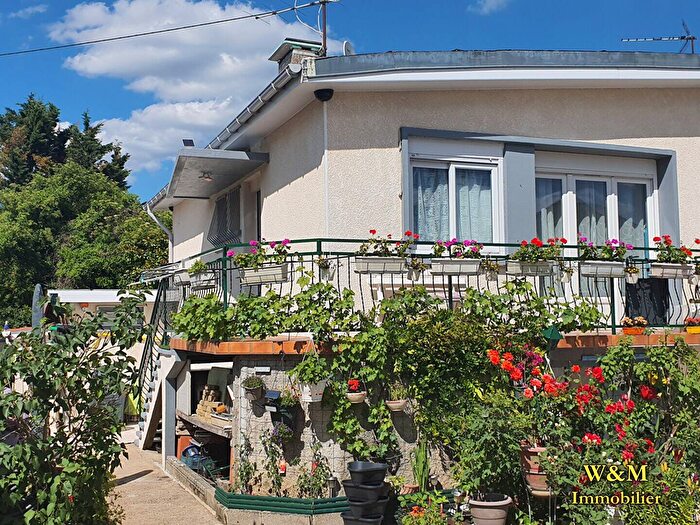 Centre, Ris-Orangis : Maison 4 pièces à louer