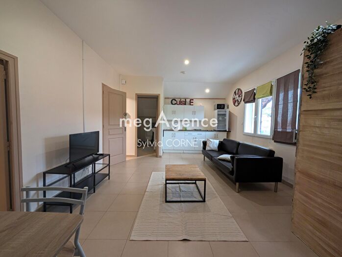 Appartement à louer - Lagnieu - 2 pièces - 1 chambre