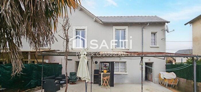 Maison à vendre - Terrasson-Lavilledieu - 5 pièces - 3 chambres