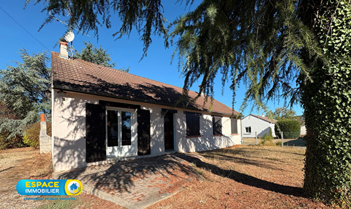 Sigloy : Maison 4 pièces à louer