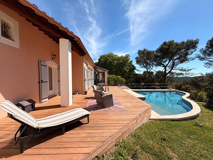 Nîmes, Mas de Lauze, Carreau de Lanes : Maison 5 pièces à vendre