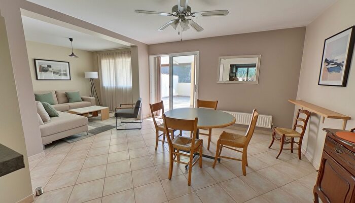 Maison à vendre - Saint-Jean-de-Védas - 5 pièces - 4 chambres