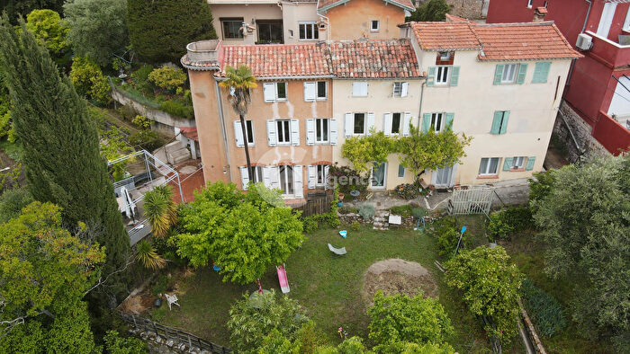 Maison 4 pièces à vendre à Grasse, Magagnosc, Saint-Mathieu