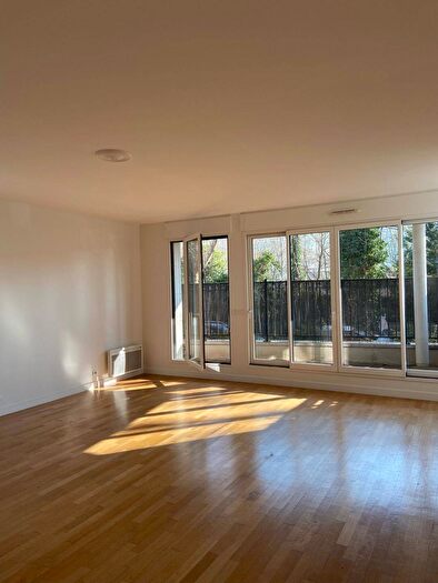 Appartement à louer - Ile de la Jatte-Square Baudin, Levallois-Perret - 4 pièces - 3 chambres