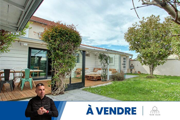 Maison à vendre - Communay - 4 pièces - 3 chambres