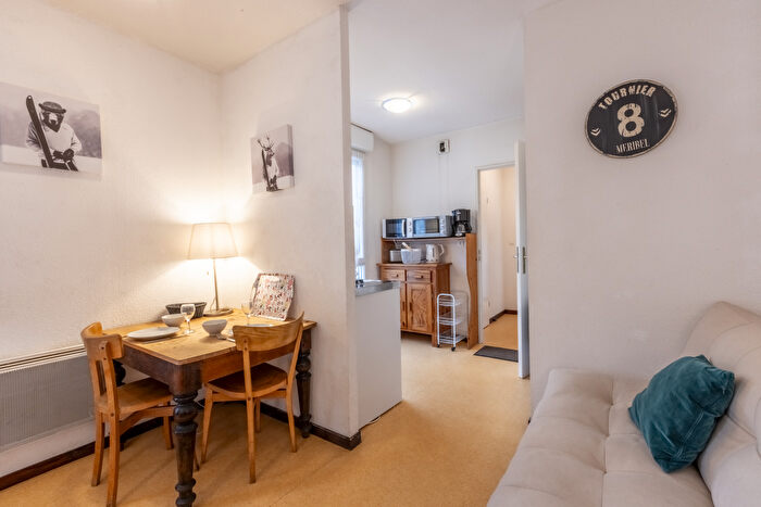 Brides-les-Bains - Appartement 4 pièces à vendre