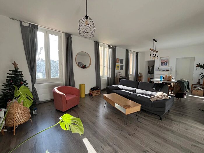 Appartement à louer - Valence, Châteauvert, Thibert - 3 pièces - 2 chambres