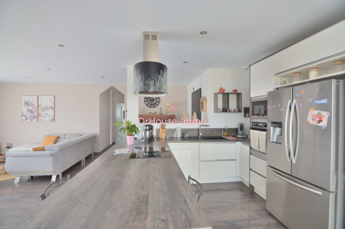 Maison à vendre - Vairé - 5 pièces - 3 chambres