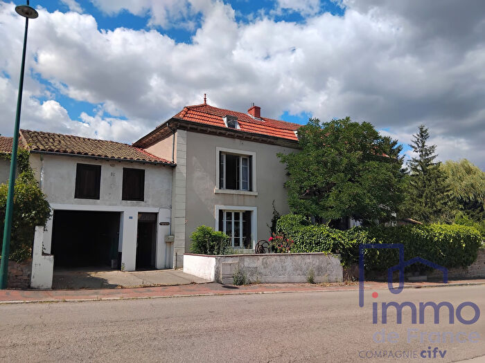 Maison à vendre - Boën-sur-Lignon - 5 pièces - 4 chambres