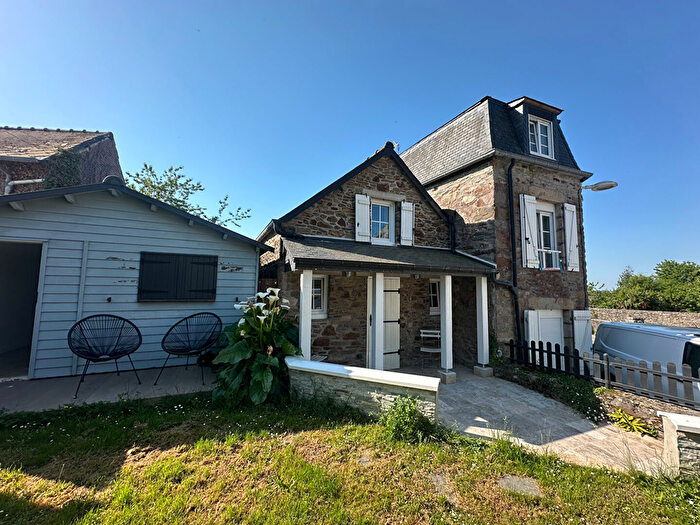 Maison 7 pièces à Matignon, à vendre