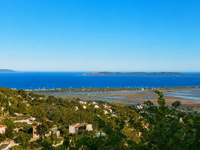 Maison 4 pièces à vendre à Hyères, Costebelle, Almanarre