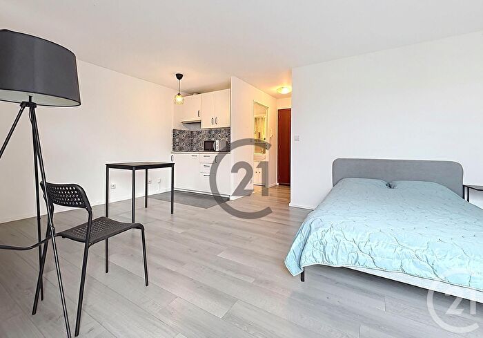 Montereau-Fault-Yonne, Ville basse - Appartement 1 pièce à louer