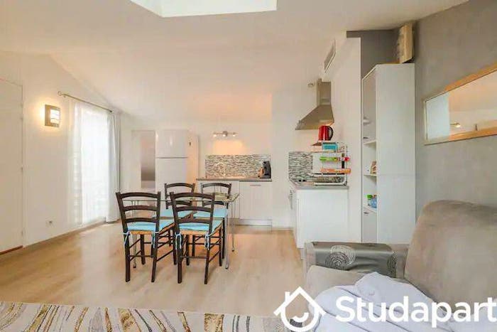 Cros de Cagnes-Le Village du Cros, Cagnes-sur-Mer - Appartement 2 pièces à louer