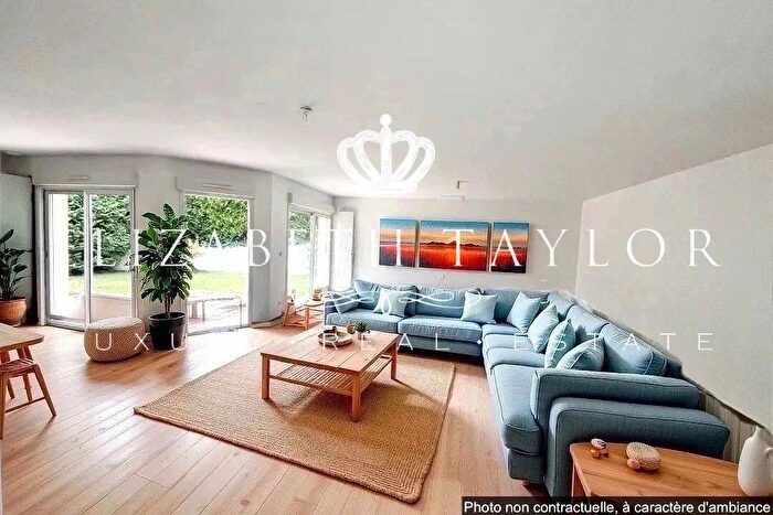 Maison à louer - Létang-la-Ville - 7 pièces - 5 chambres