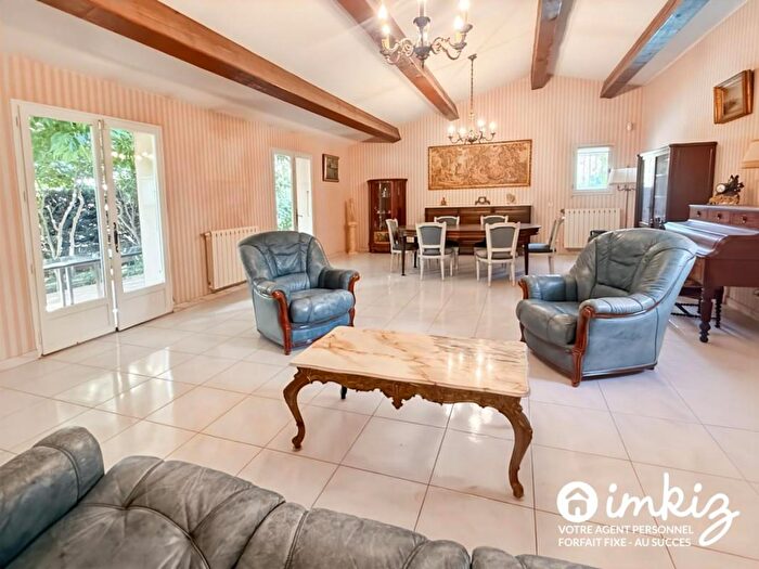 Maison 6 pièces à Aubagne, Pin Vert, Ceinture Est, à vendre
