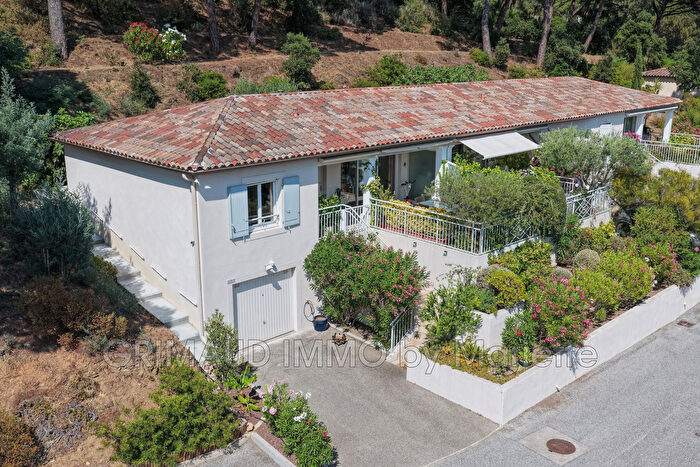 Appartement 3 pièces à vendre - Sainte-Maxime, Saquèdes, Quilladou, Garonnette, Golfe