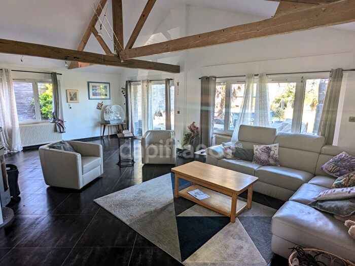 Maison à vendre - Neuville-en-Ferrain - 5 pièces - 4 chambres