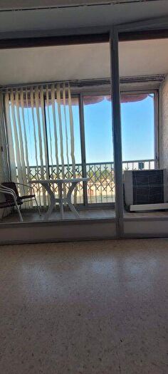 Route de Nîmes, Lunel : Appartement 2 pièces à louer