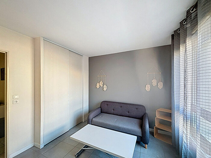 Appartement à louer - Limoges, Centre-ville, Hôtel de Ville, Emailleurs - 2 pièces - 1 chambre