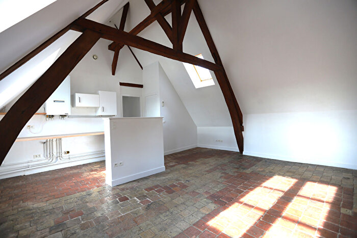 Appartement à louer - Montfort-lAmaury - 4 pièces - 3 chambres