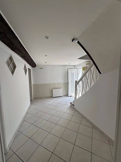 La Plaine, Montesson : Maison 5 pièces à louer
