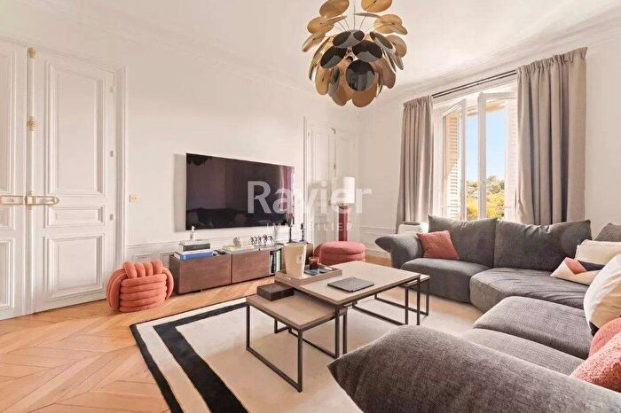 Appartement 6 pièces à louer à Charles Laffitte, Neuilly-sur-Seine
