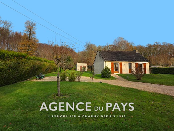 Maison à vendre - Saint-Martin-sur-Ouanne - 3 pièces - 2 chambres