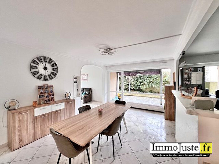 Appartement à vendre - Élancourt - 4 pièces - 2 chambres