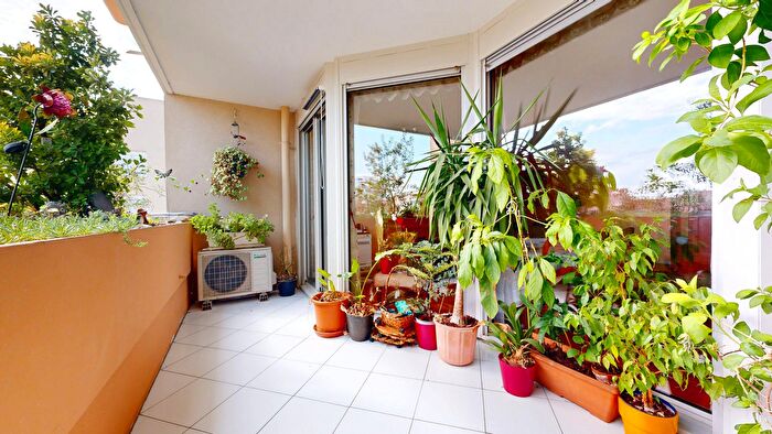 Appartement 5 pièces à vendre - Villeurbanne, Gratte Ciel