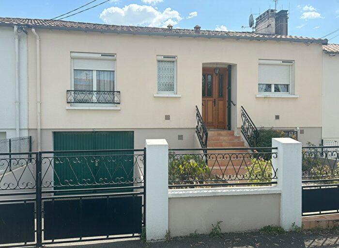 Maison 5 pièces à Niort, Champclairot, Goise, Champommier, à vendre
