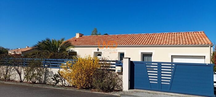 Maison à vendre - Saint-Aignan-Grandlieu - 4 pièces - 3 chambres