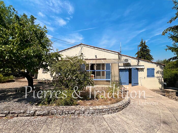 Maison 4 pièces à vendre à Céreste