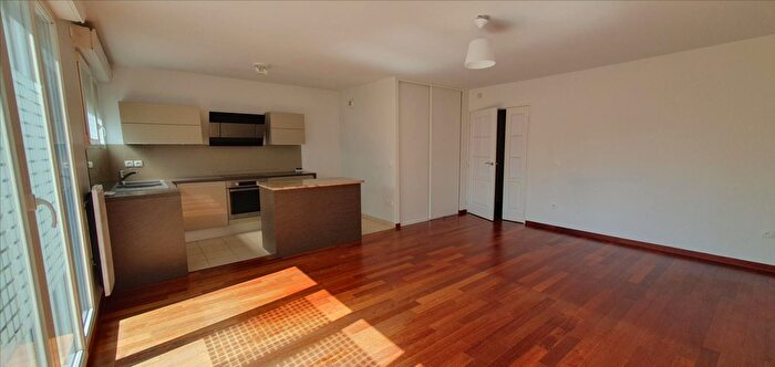 Appartement à louer - Nanterre, Parc Sud - 4 pièces - 3 chambres