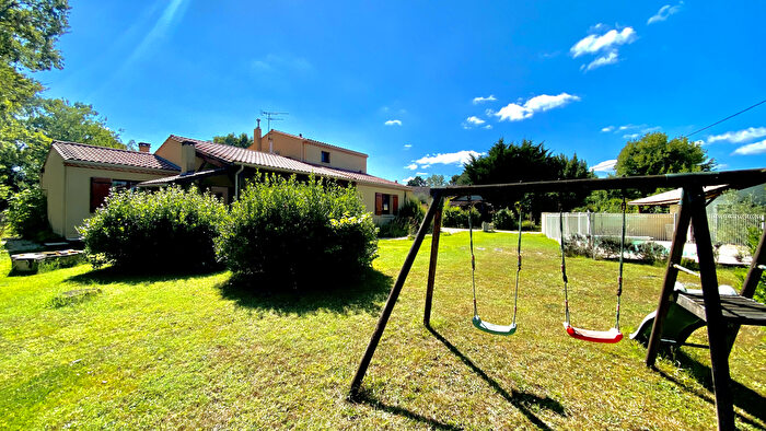 Maisons à vendre et appartements à louer - 1