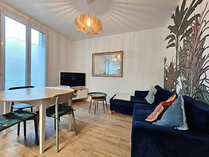 Appartement à louer - Plateau, Gentilly - 2 pièces - 1 chambre