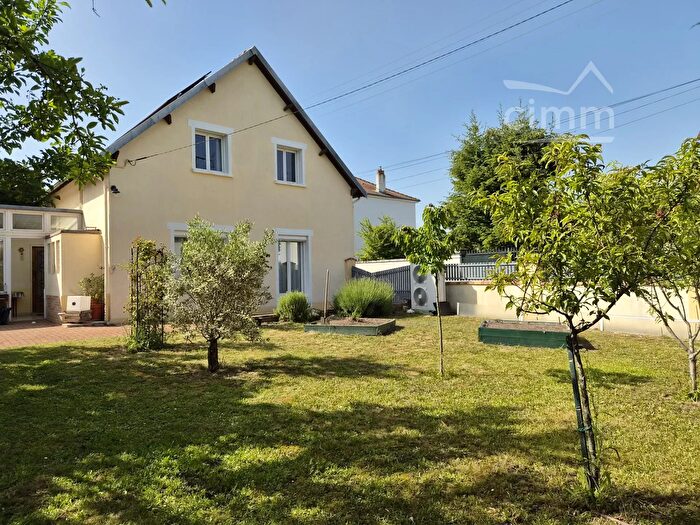 Maison 4 pièces à vendre - Bourges, Aéroport, Vauvert, Pierrelay, Pissevieille