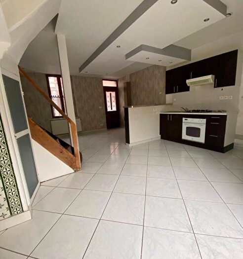 Maison à louer - Centre Ville-Emonville, Abbeville - 4 pièces - 3 chambres