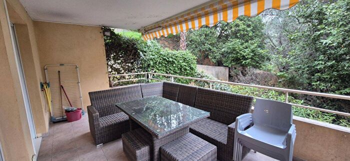 Appartement à louer - Corniche Fleurie, Nice - 2 pièces - 1 chambre