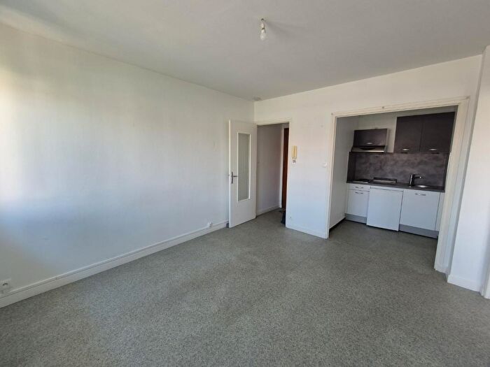 Appartement à louer - Nancy, Boudonville, Scarpone, Libération - 2 pièces - 1 chambre