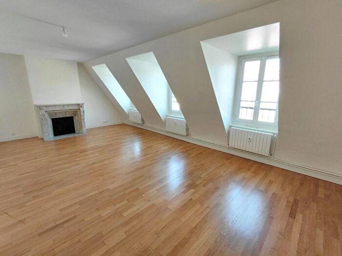 Appartement à louer - Paris e , Dauphine - 4 pièces - 3 chambres