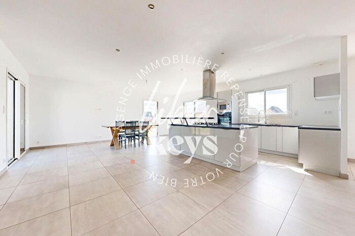 Maison à vendre - Pipriac - 5 pièces - 3 chambres