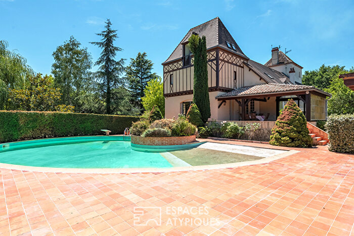 Montpon-Ménestérol : Maison 14 pièces à vendre