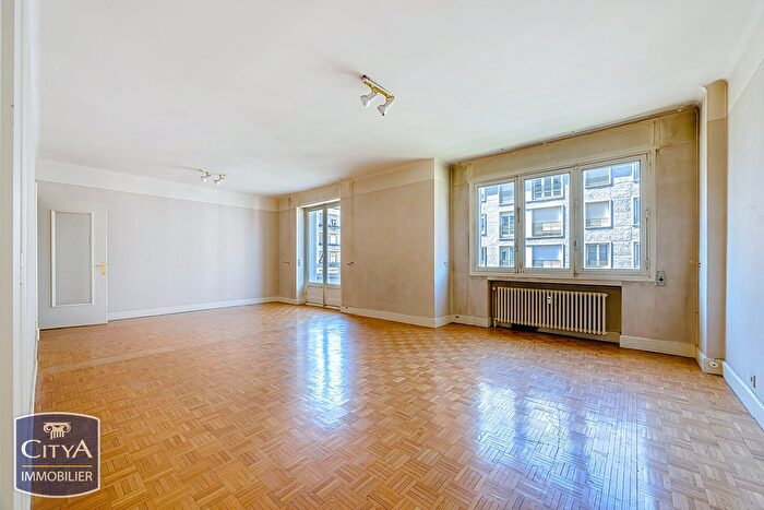 Appartement 4 pièces à vendre - Chambéry, Centre-ville