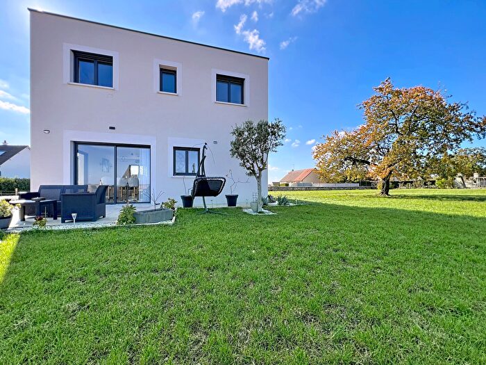 Maison à vendre - Saint-Denis-sur-Loire - 5 pièces - 4 chambres