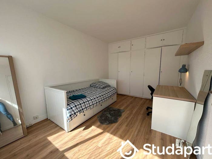 Espoir et Avenir-Le Nautilus-Colvert-Berlioz-Amiens Nord Ouest - Appartement 1 pièce à louer