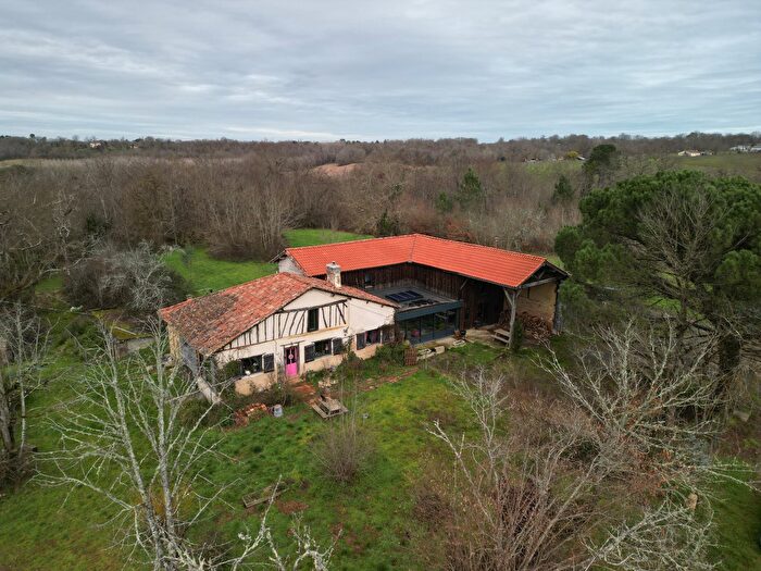 Maison à vendre - Cazaubon - 7 pièces - 5 chambres