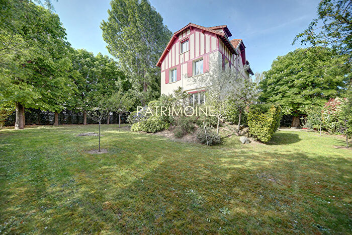 Rueil-Malmaison, Martinets : Maison 7 pièces à vendre