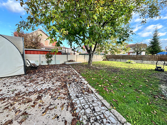 Maison à vendre - Saint-Dizier, Les Ajots - 6 pièces - 4 chambres