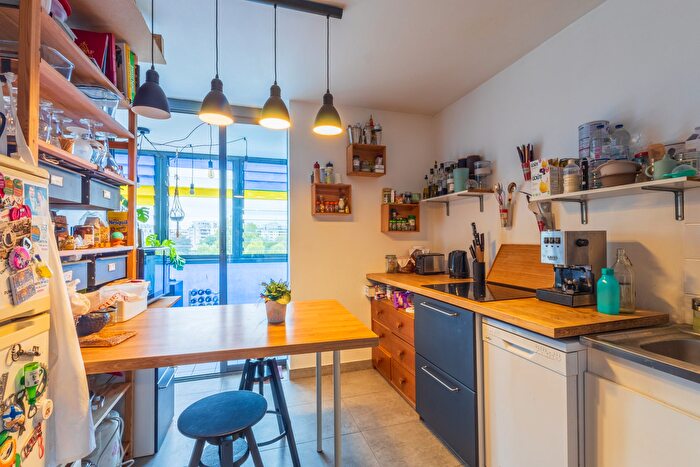 Appartement à vendre - Lille - 3 pièces - 2 chambres