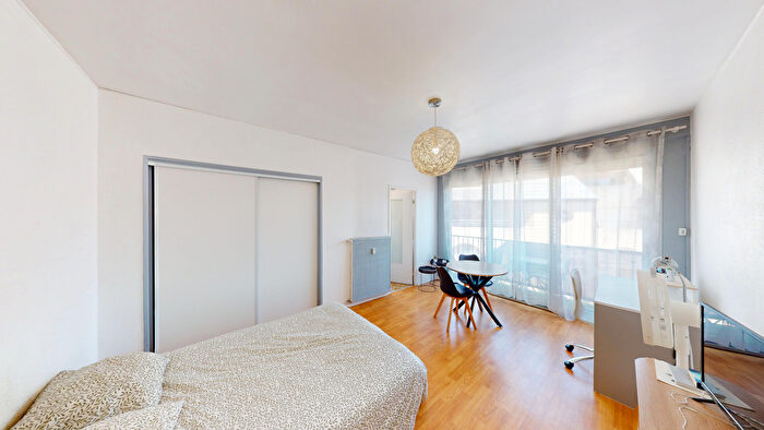 Tarbes, Centre-ville : Appartement 1 pièce à vendre